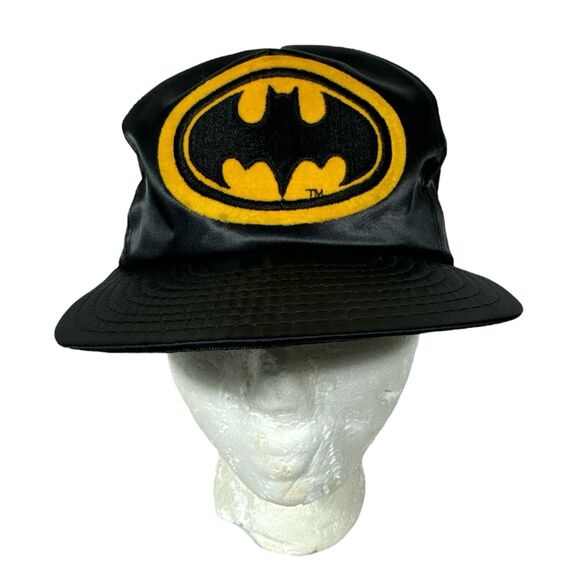 DC Comics | Accessories | Vintage 8s Black Satin Batman Logo Snap Back ...